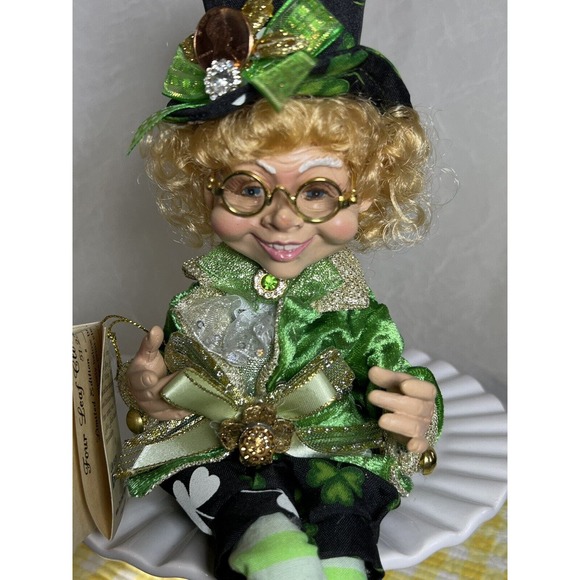 Mark Roberts | Holiday | Mark Roberts 4 Leaf Clover Elfin Irish Elf ...